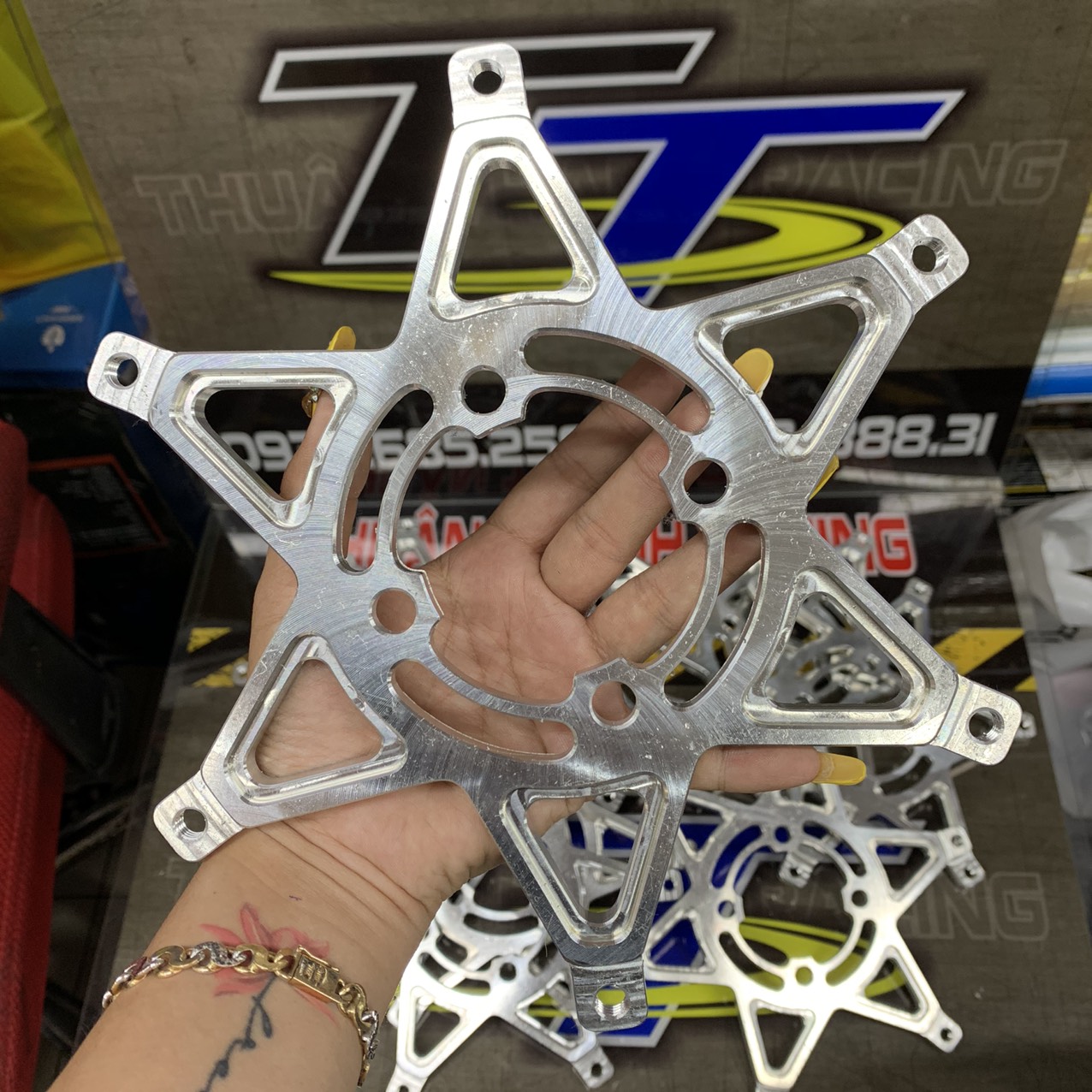 LÒNG DĨA CNC SONIC HÀNG CHẤT LƯỢNG - Thuận Thành